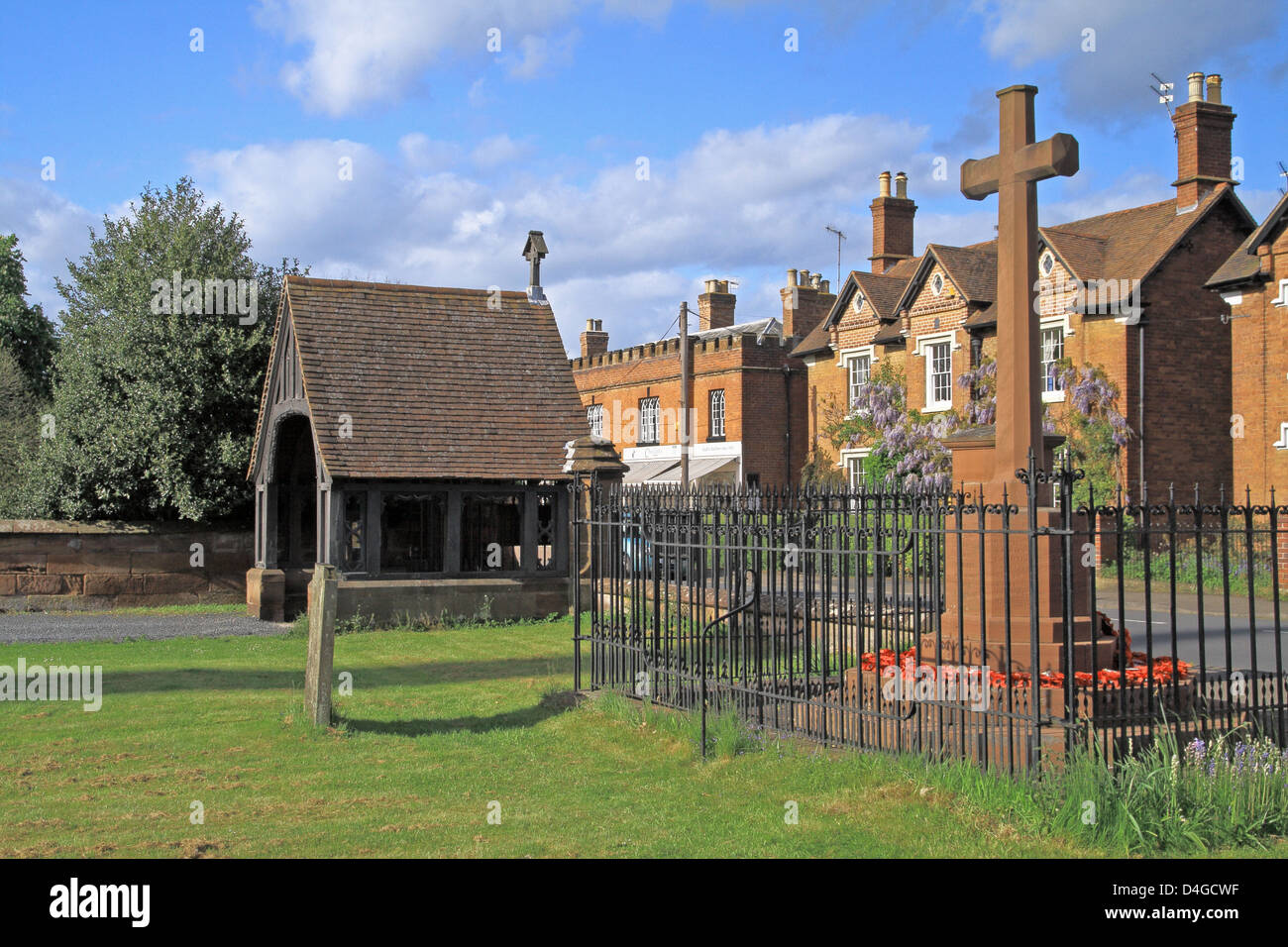 Ombersley village worcestershire england uk hi-res stock photography ...