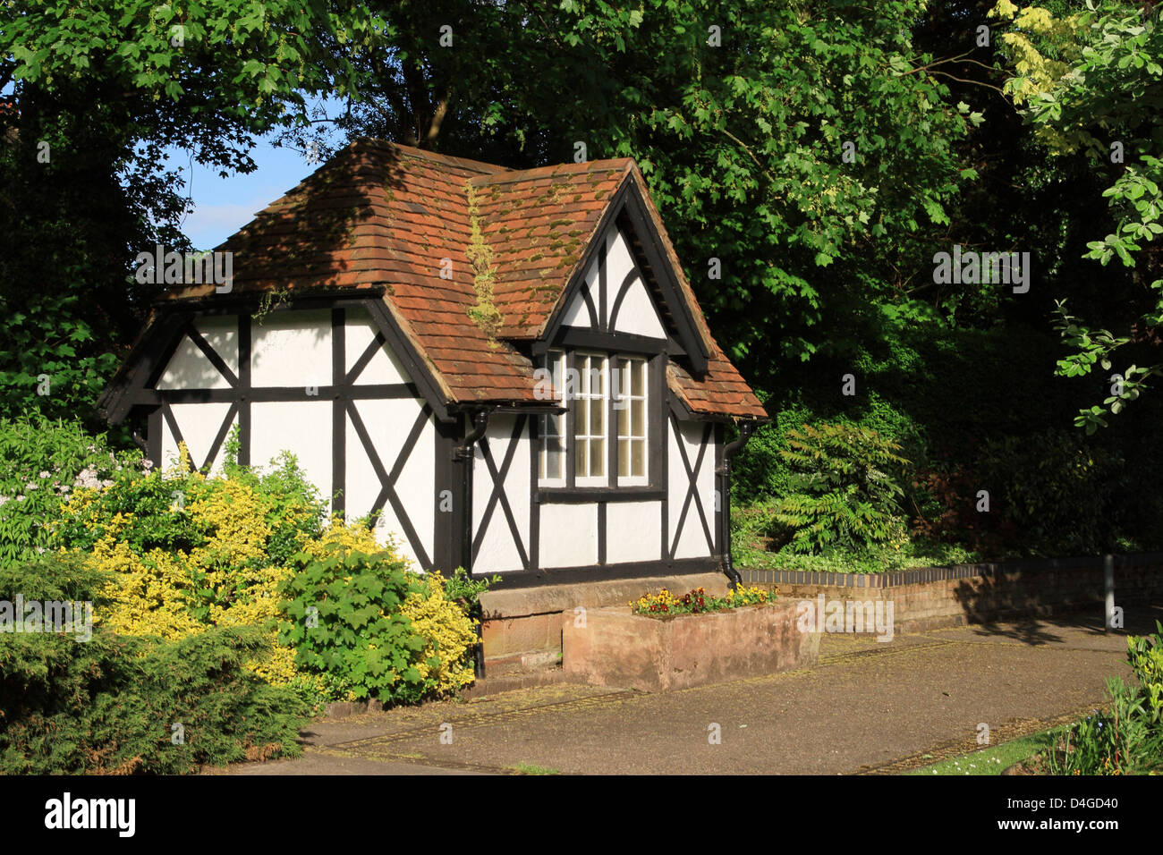 Ombersley village worcestershire england uk hi-res stock photography ...