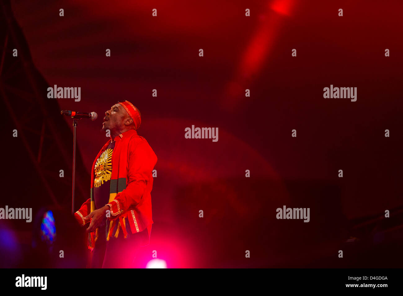 Jimmy cliff singer hi-res stock photography and images - Alamy