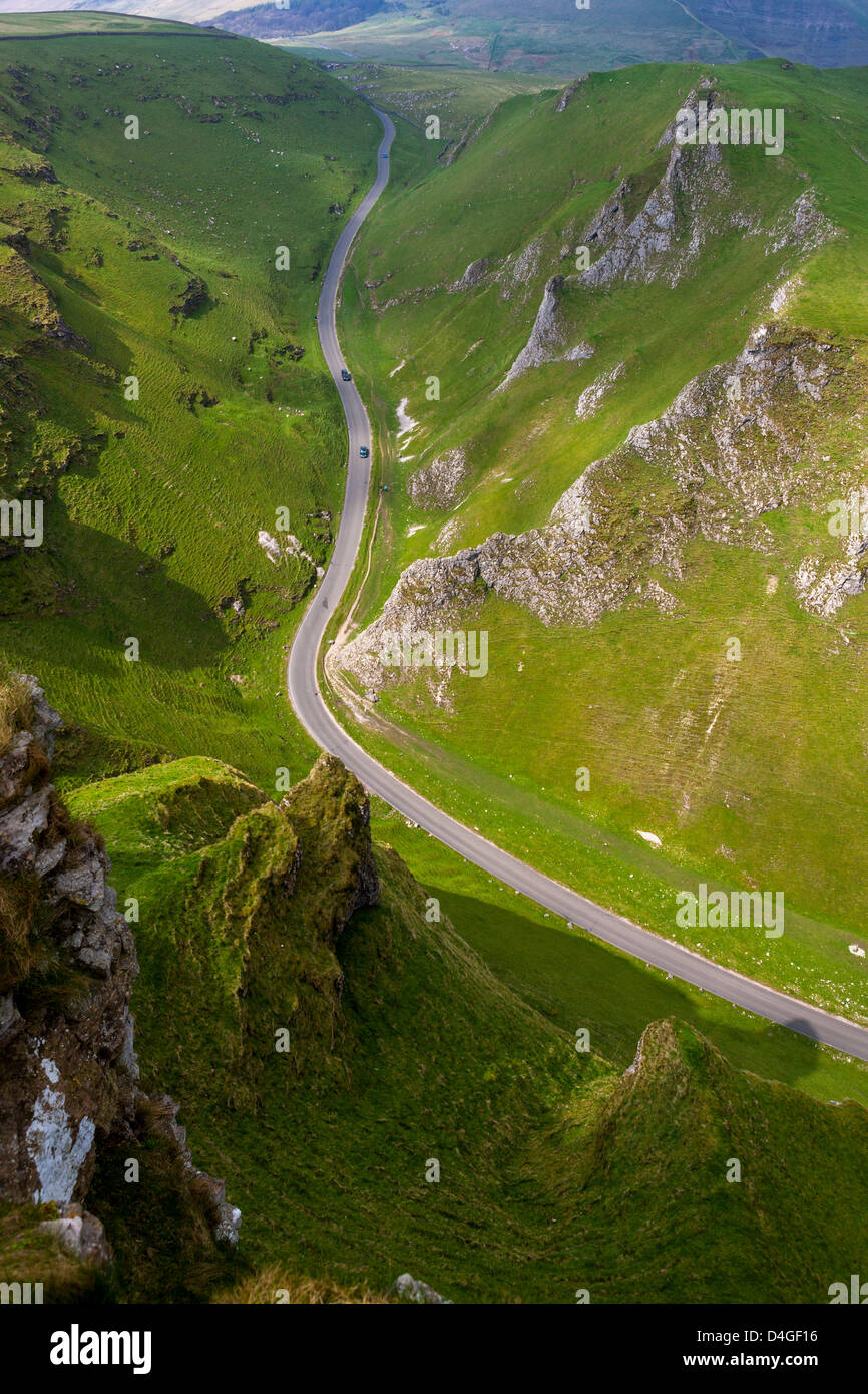 Winnats Pass, Castleton, Peak District National Park, Derbyshire ...