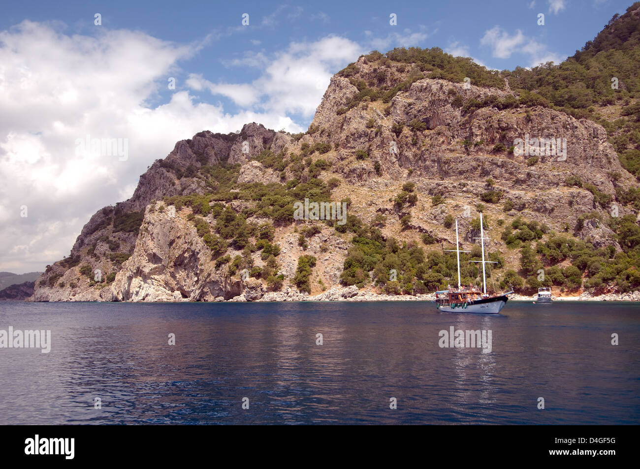 One off sailing boat hi-res stock photography and images - Alamy