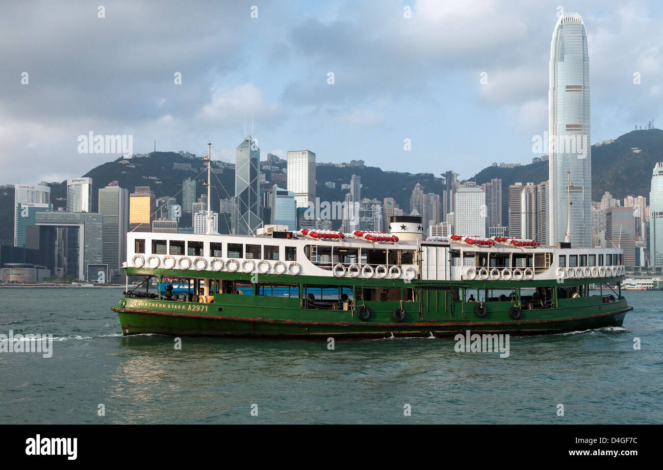 Star Ferry on Victoria Harbour with Hong Kong skyline (Central) in ...