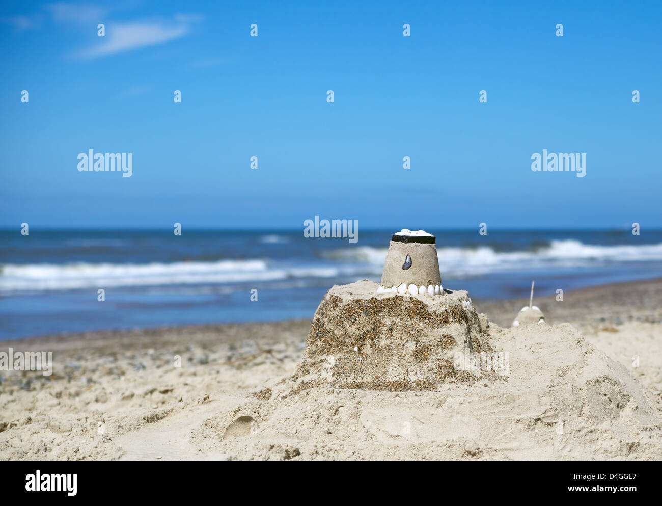 Sandcastle by the sea hi-res stock photography and images - Alamy