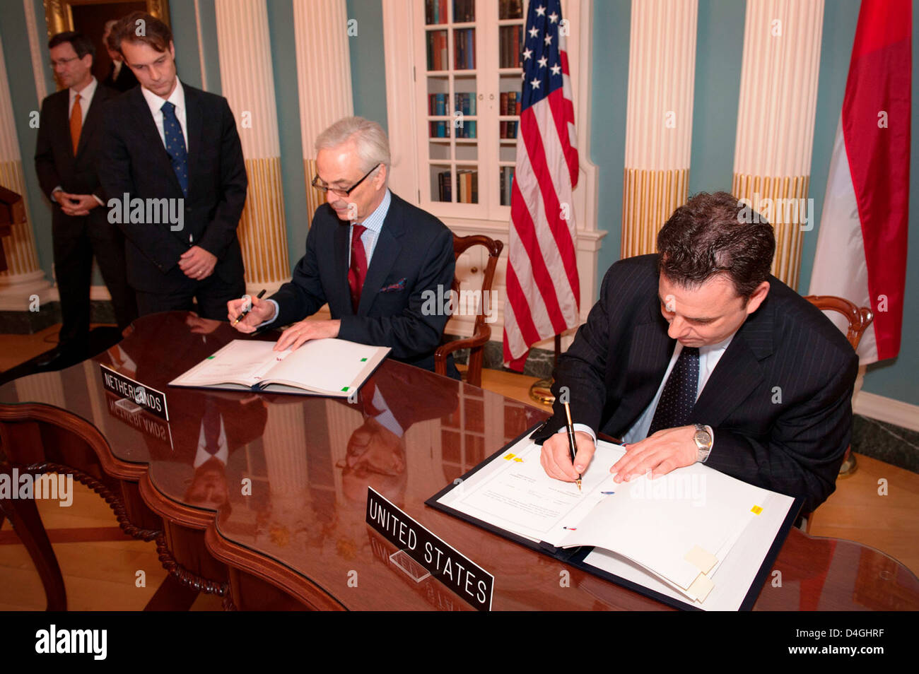 Assistant Secretary Shapiro and Ambassador Bekink Sign a New U.S ...