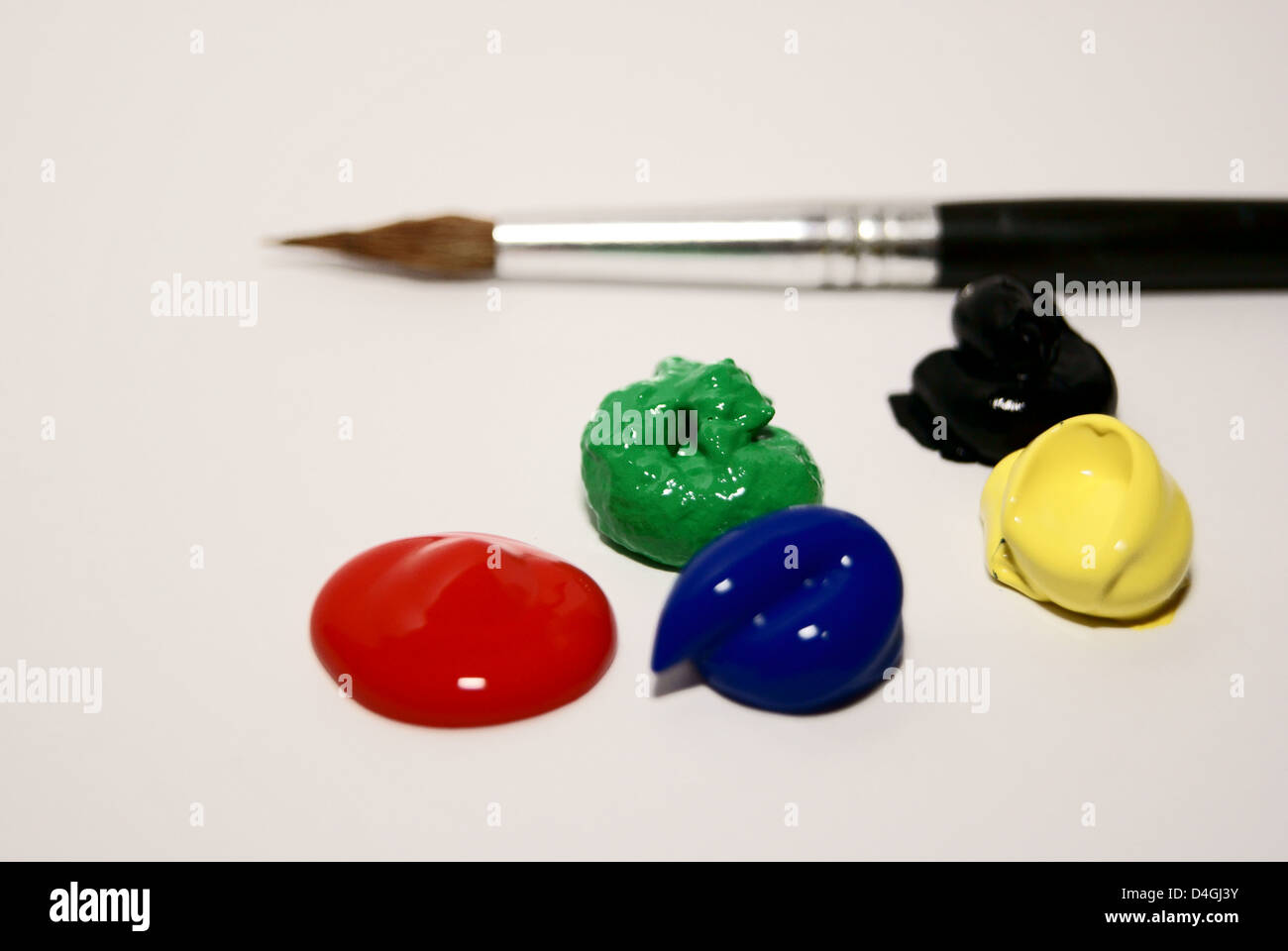 Paintbrush with paint hi-res stock photography and images - Alamy