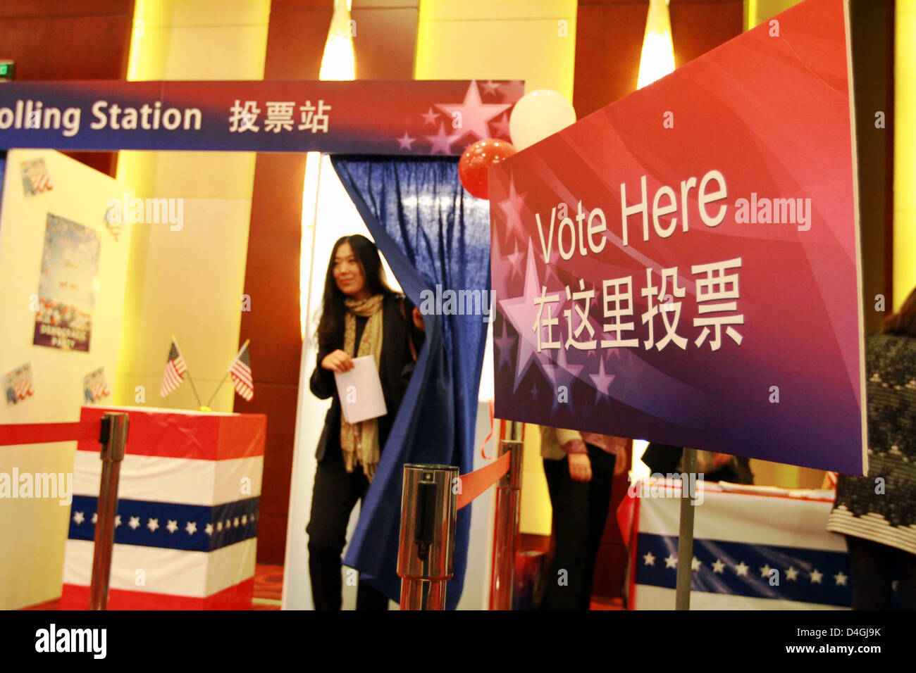 Mock voting hi-res stock photography and images - Alamy