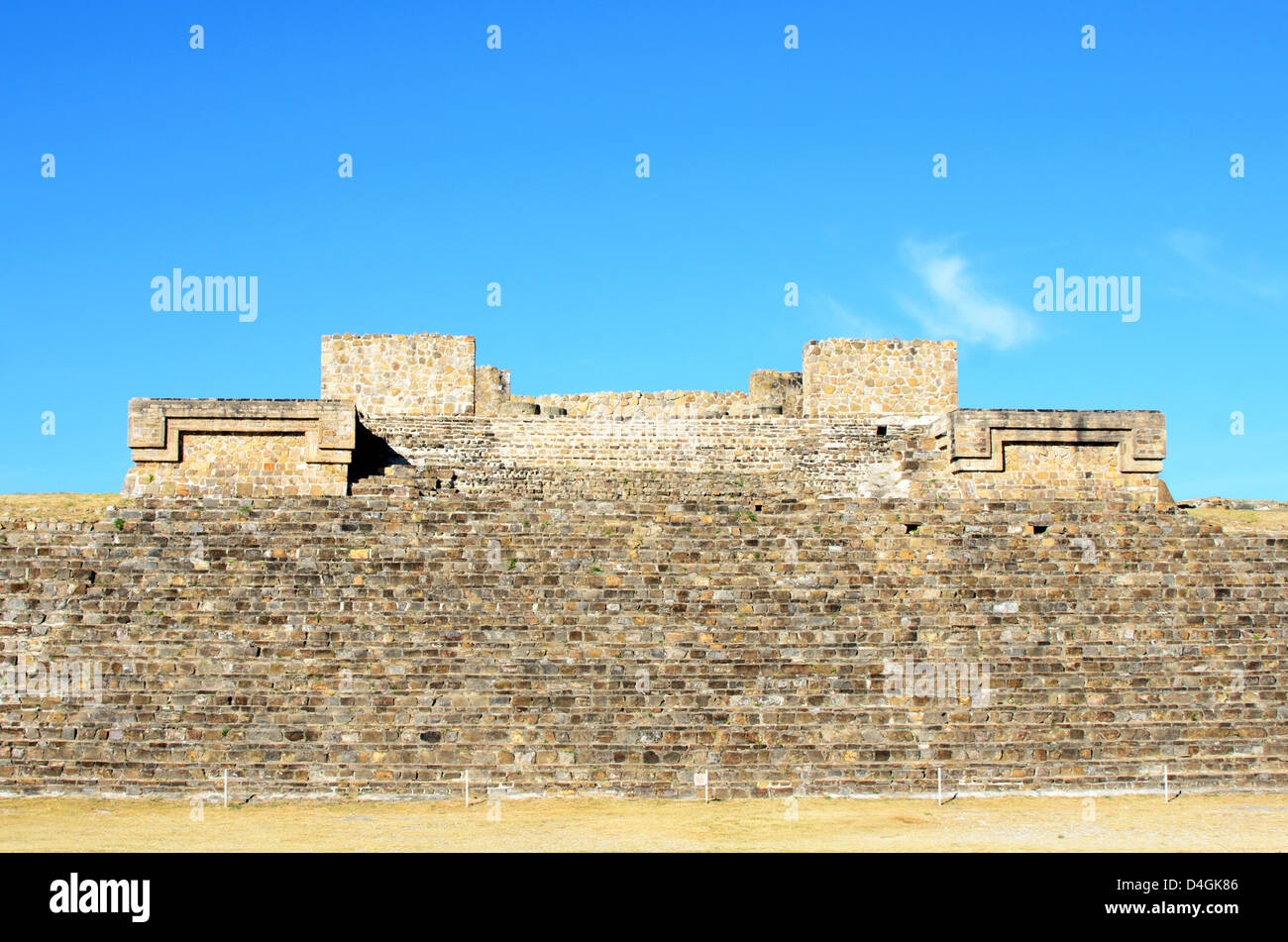 Olmec pyramid hi-res stock photography and images - Alamy