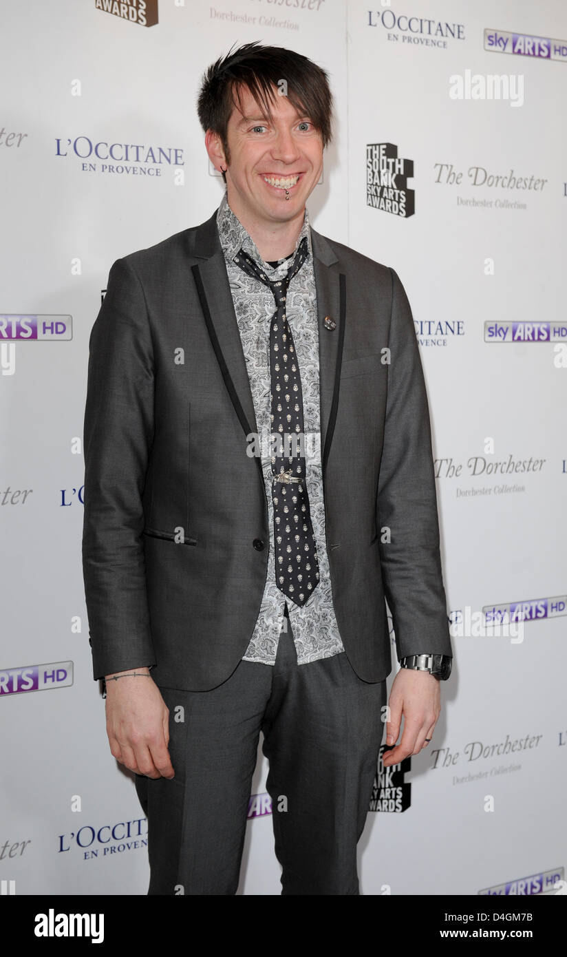 New zealand comedian hi-res stock photography and images - Alamy