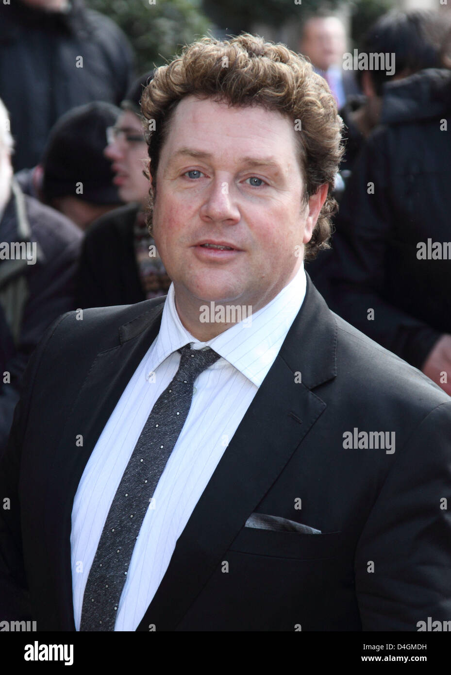 Michael ball les miserables hi-res stock photography and images - Alamy