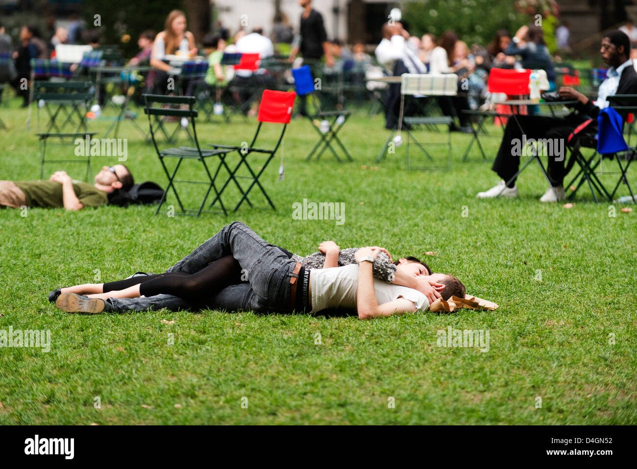 Kanoodling hi-res stock photography and images - Alamy