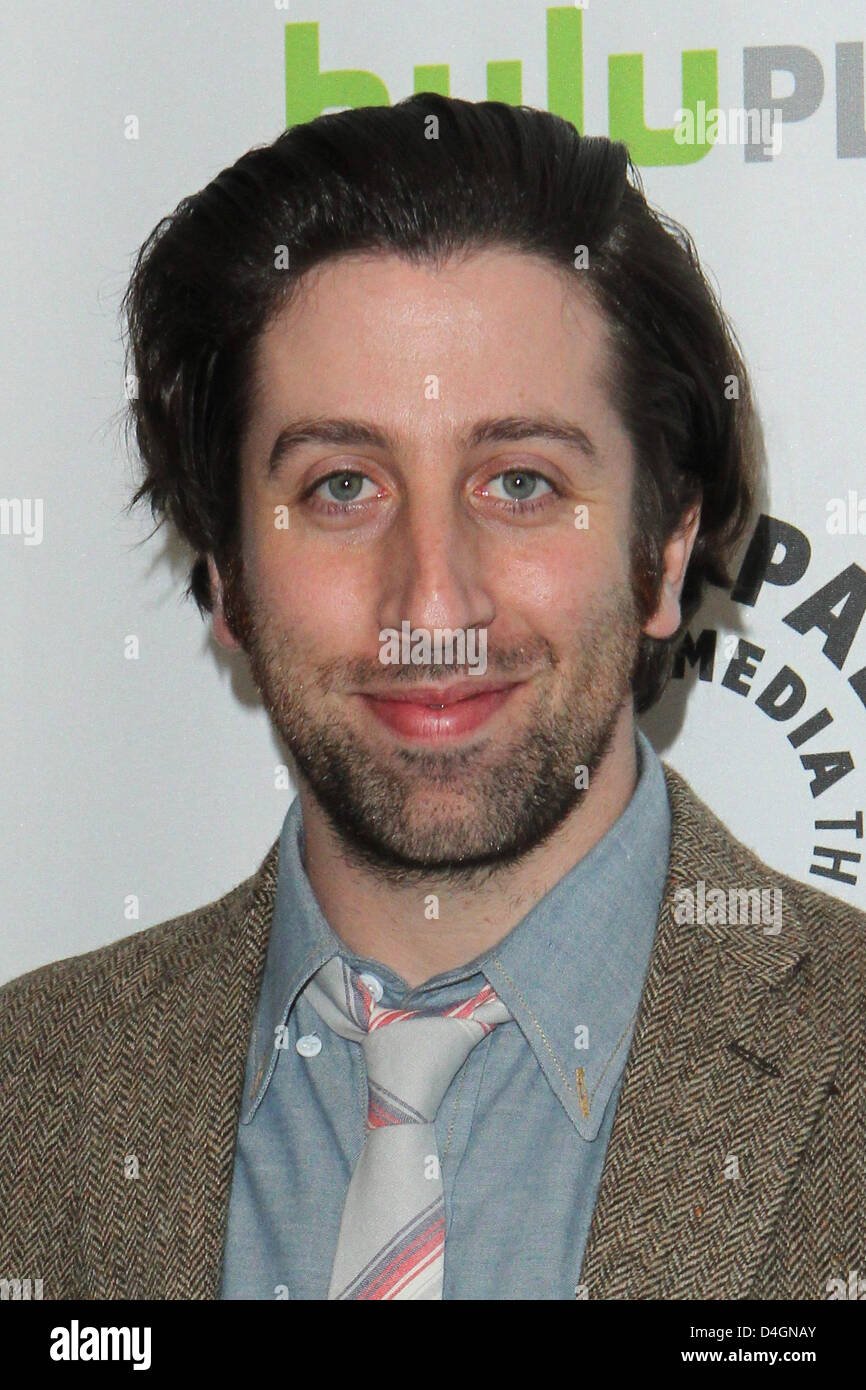 Los Angeles, California, USA. 13th March 2013. Simon Helberg arrives at ...