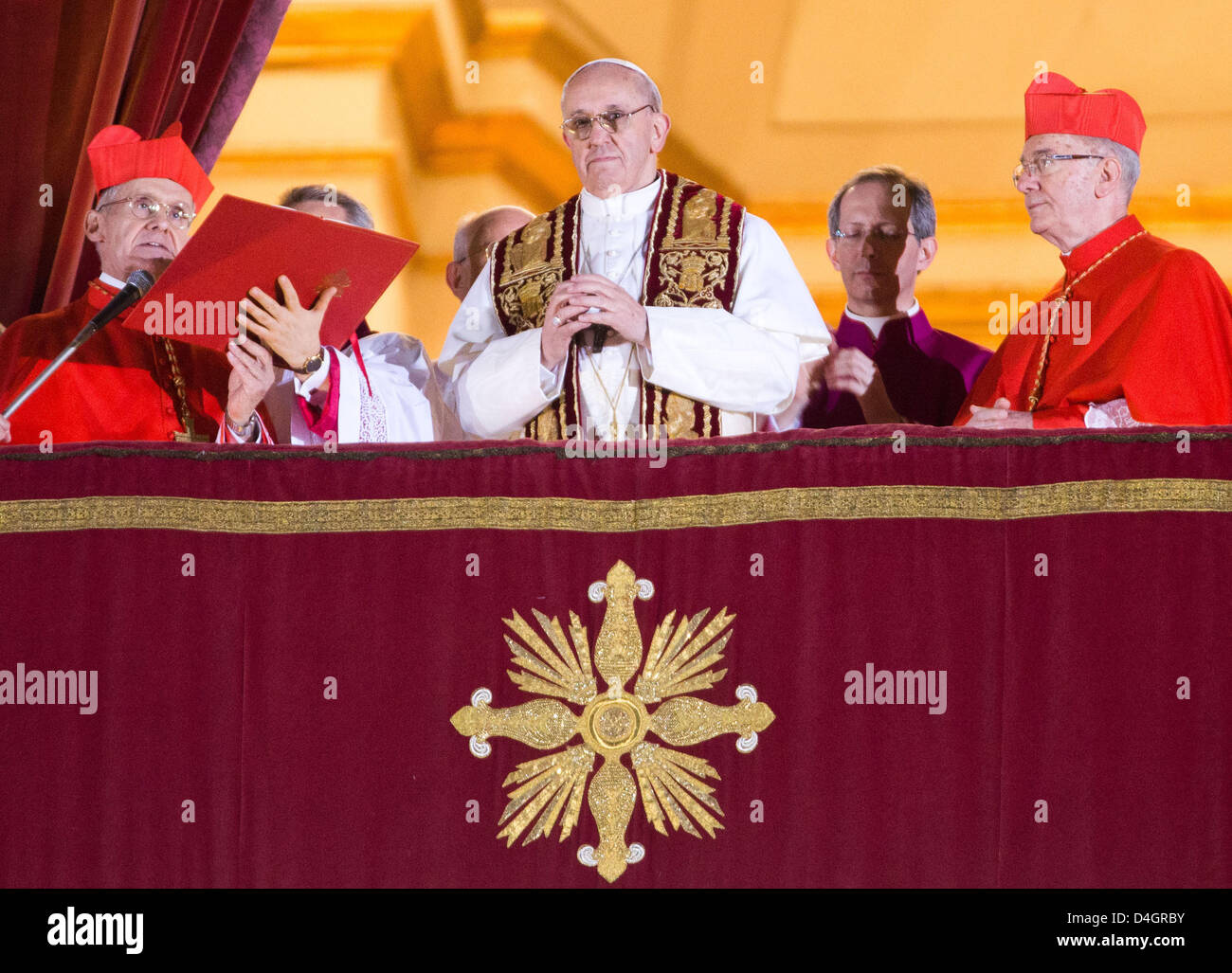 Cardinal bergoglio election hi-res stock photography and images - Alamy