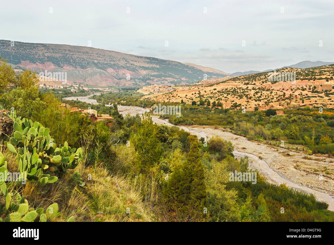 Moroccan high atlas mountains hi-res stock photography and images - Alamy