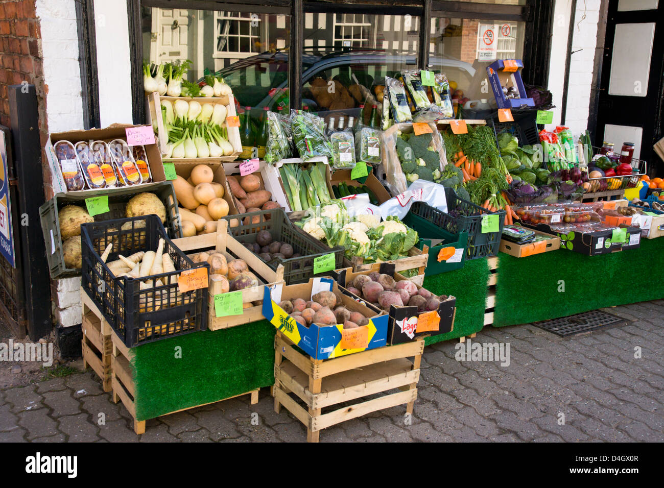 Green grocers hi-res stock photography and images - Alamy