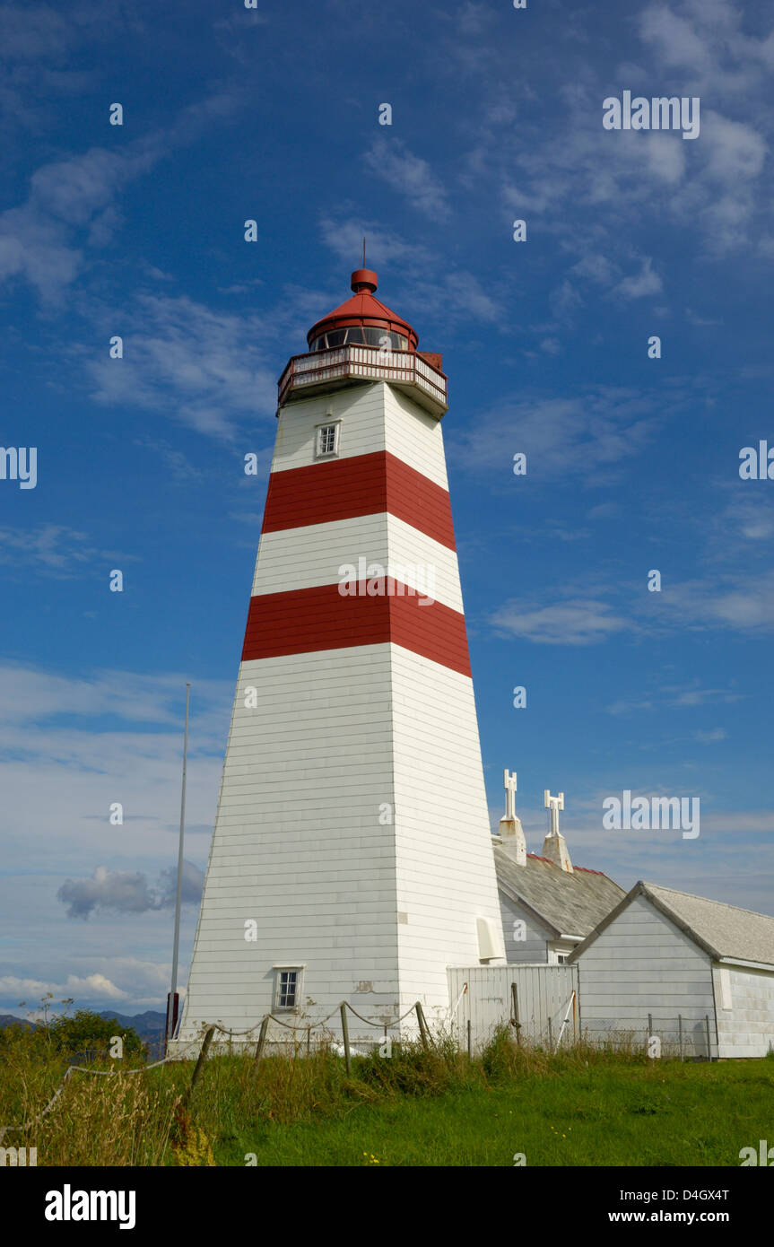 Alnes Lighthouse, Godoya, near Alesund, More og Romsdal, Norway ...