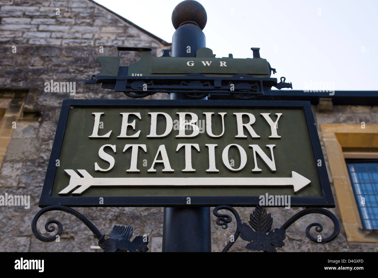 Ledbury station hi-res stock photography and images - Alamy