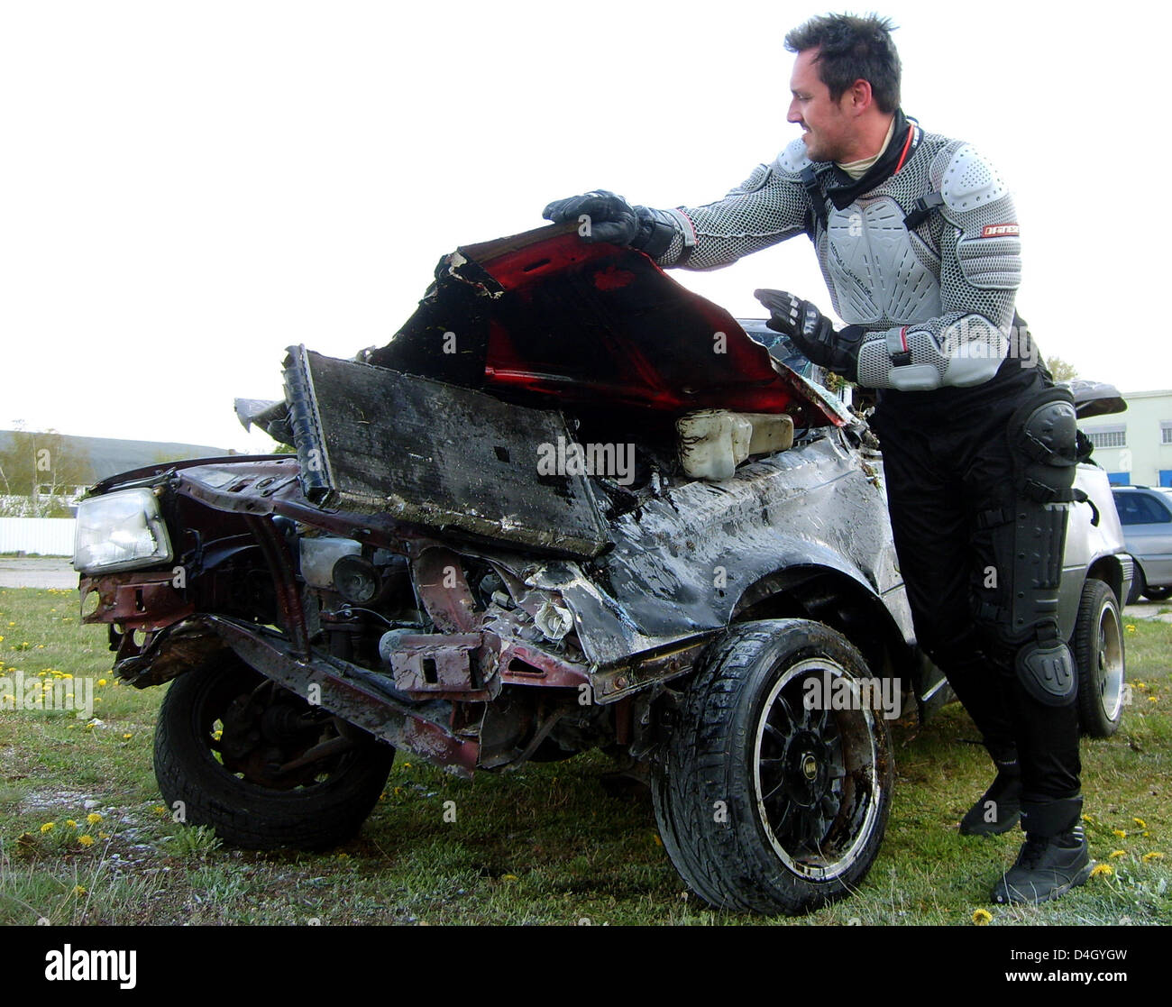 Stuntman balcony hi-res stock photography and images - Alamy