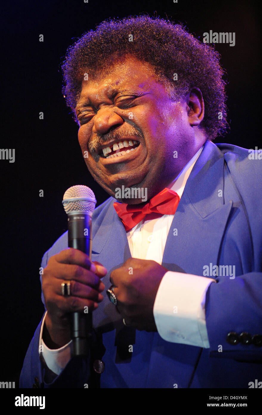 (FILE) - The file picture dated 18 July 2008 shows US singer Percy ...