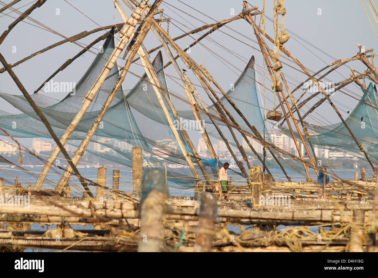 Traditional square fishing nets of Kochi, Kerala, India Stock Photo - Alamy