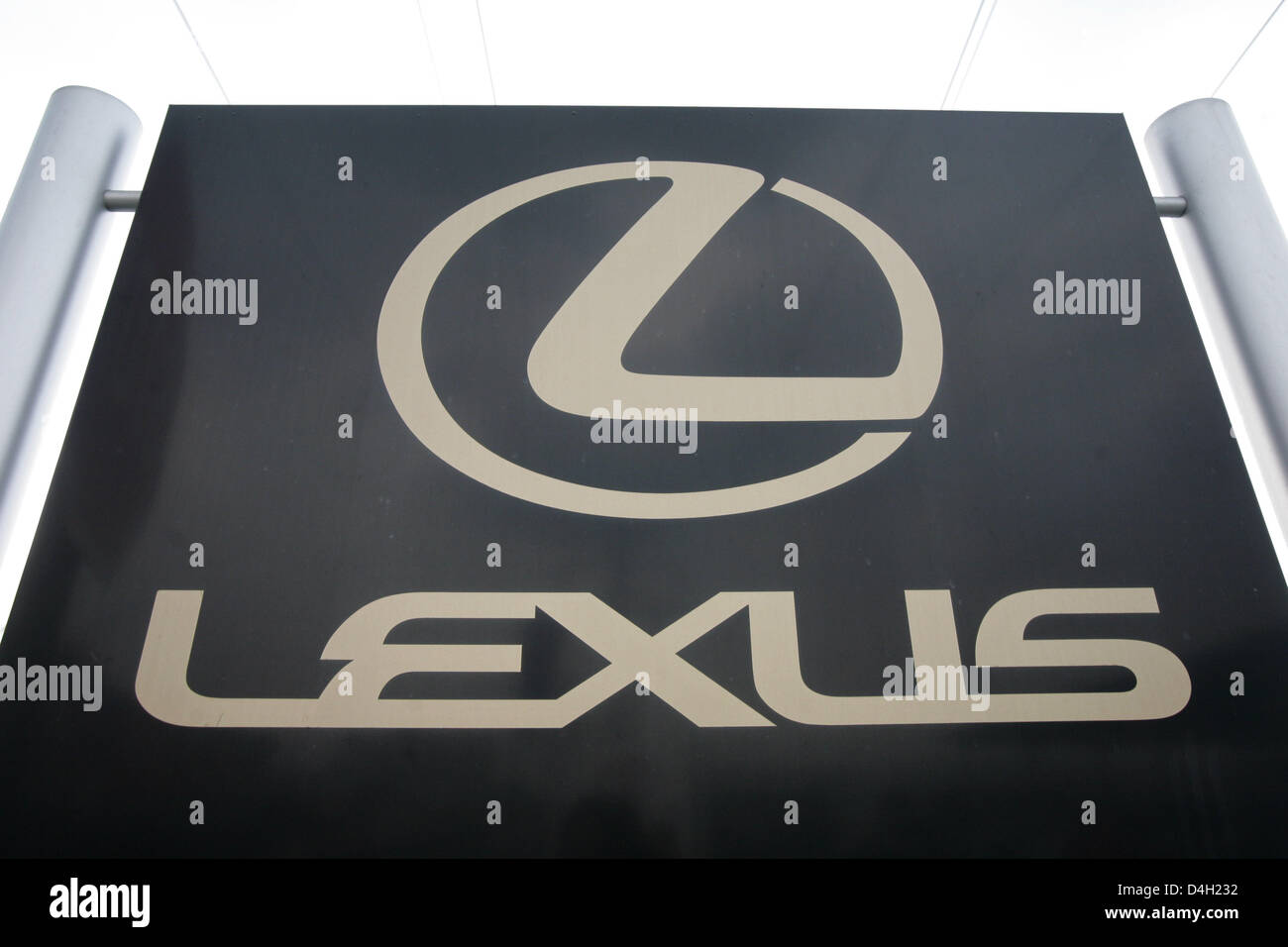 Lexus photo hi-res stock photography and images - Alamy