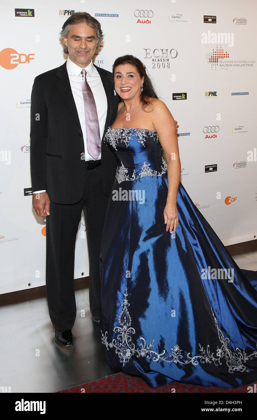 Italian tenor Andrea Bocelli and Italian opera diva Cecilia Bartoli ...