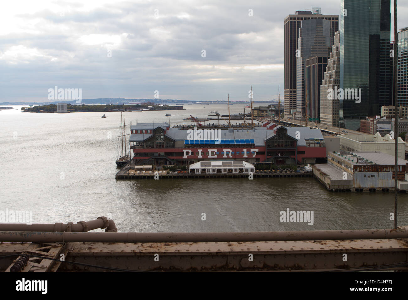 Pier 17 Brooklyn NY Stock Photo - Alamy