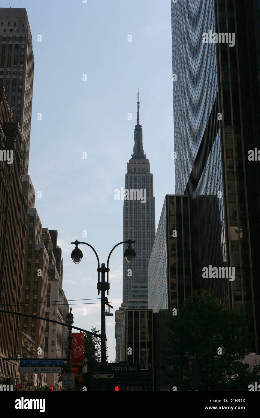 Empire state building manhattan hi-res stock photography and images - Alamy