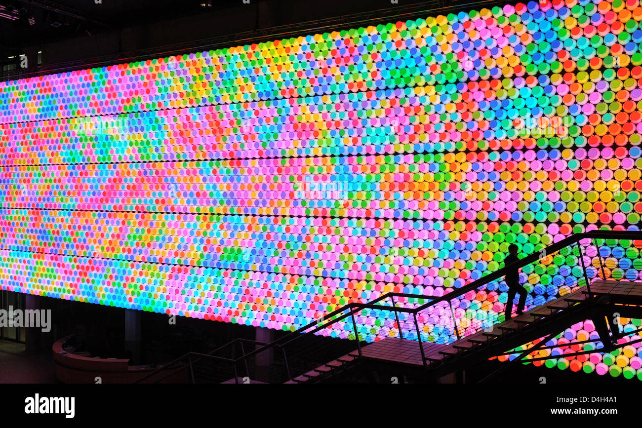 The picture shows light sculpture 'HYPERION Fragment' (2008) by artist ...