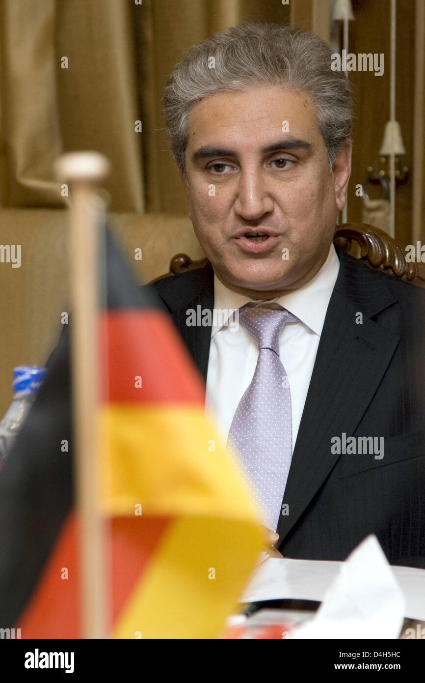 Pakistani Foreign Minister Shah Mehmood Qureshi seen during a press ...