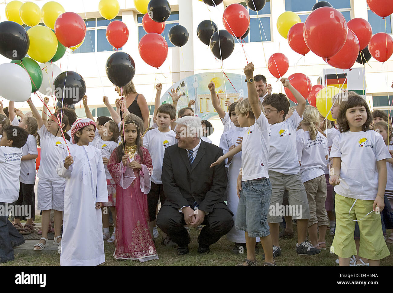 Abu dhabi uae school children hi-res stock photography and images - Alamy