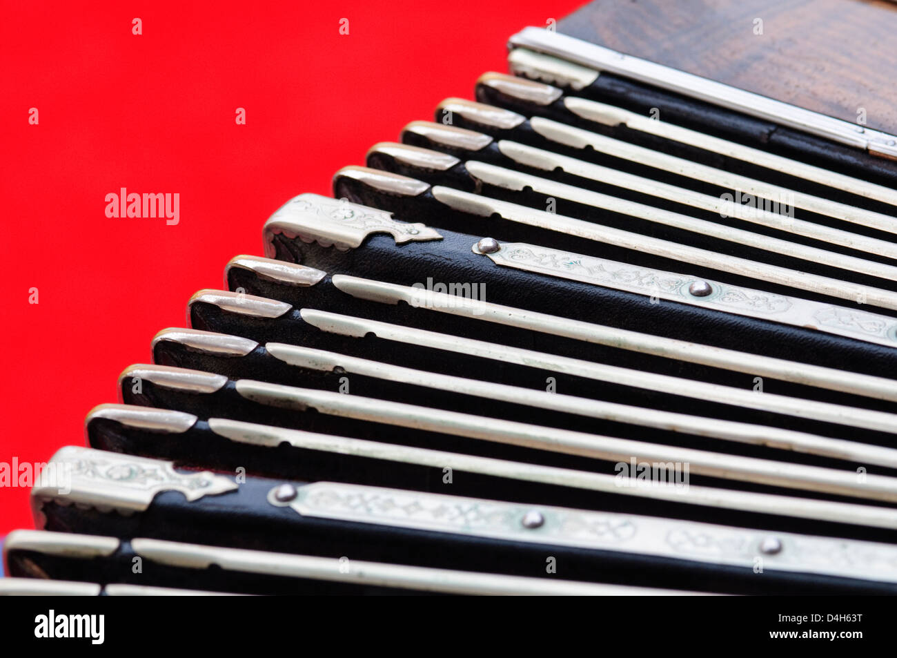 Musical instrument bellows hi-res stock photography and images - Alamy