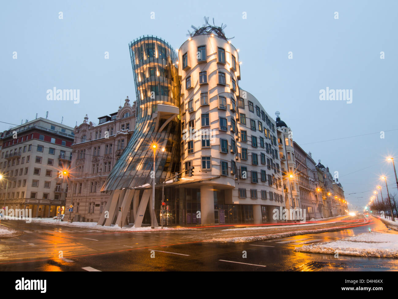 Dancing House, Prague, Czech Republic Stock Photo - Alamy