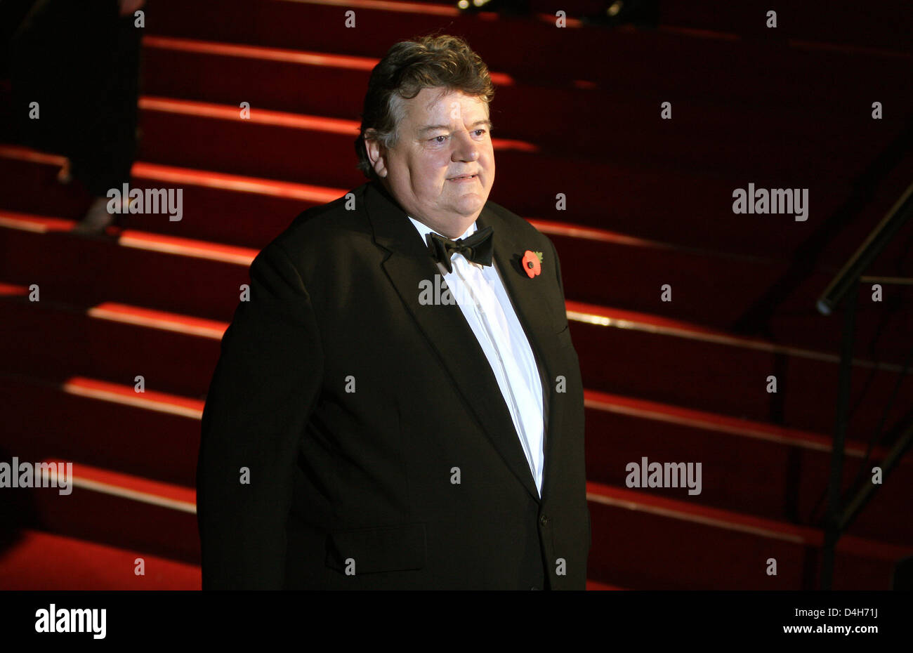 Actor Robbie Coltrane arrives for the world premiere of the new James ...