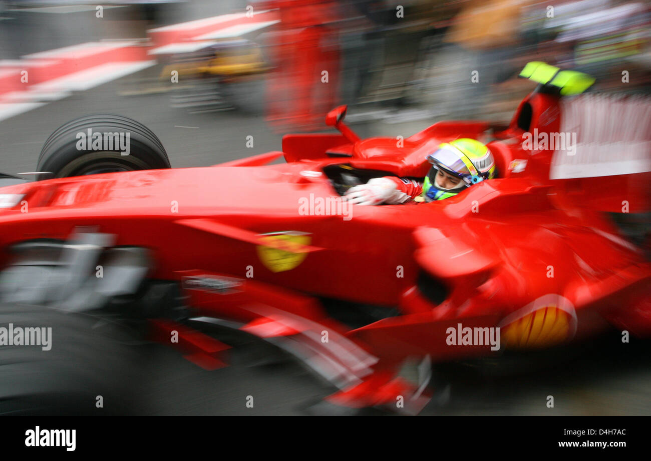 2008 f1 world champion lewis hi-res stock photography and images - Alamy