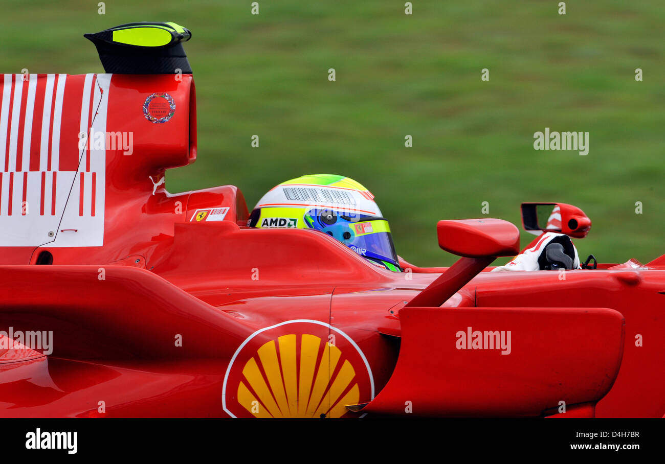 2008 lewis hamilton formula 1 champion hi-res stock photography and ...