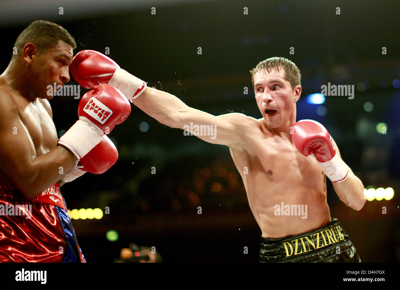 Colombian boxing hi-res stock photography and images - Alamy