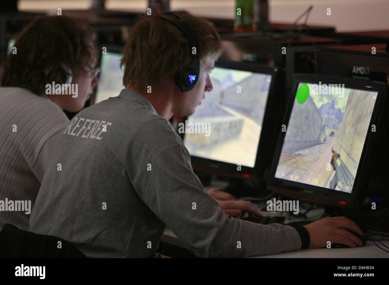 Players of computer games sit in front of computers during the 2008 ...