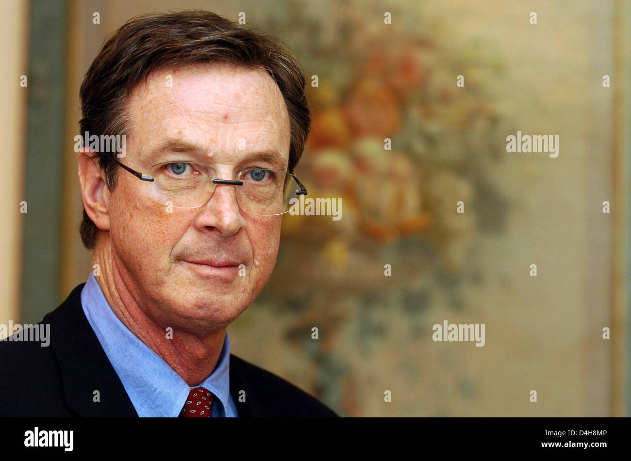 (file) - The file picture dated 02 February 2005 shows Michael Crichton ...