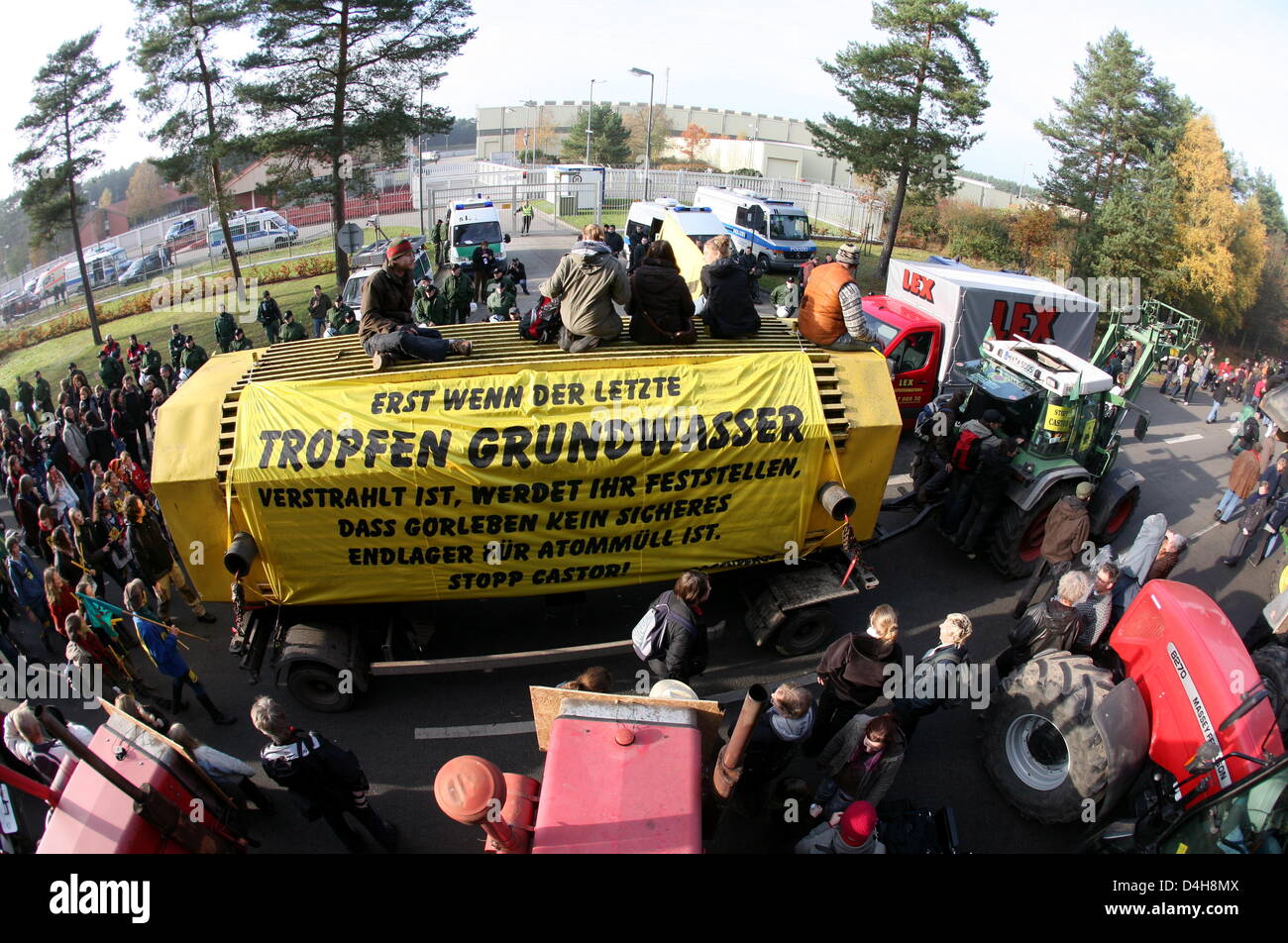Thousands of anti-nuclear activists protest with their tractors against ...