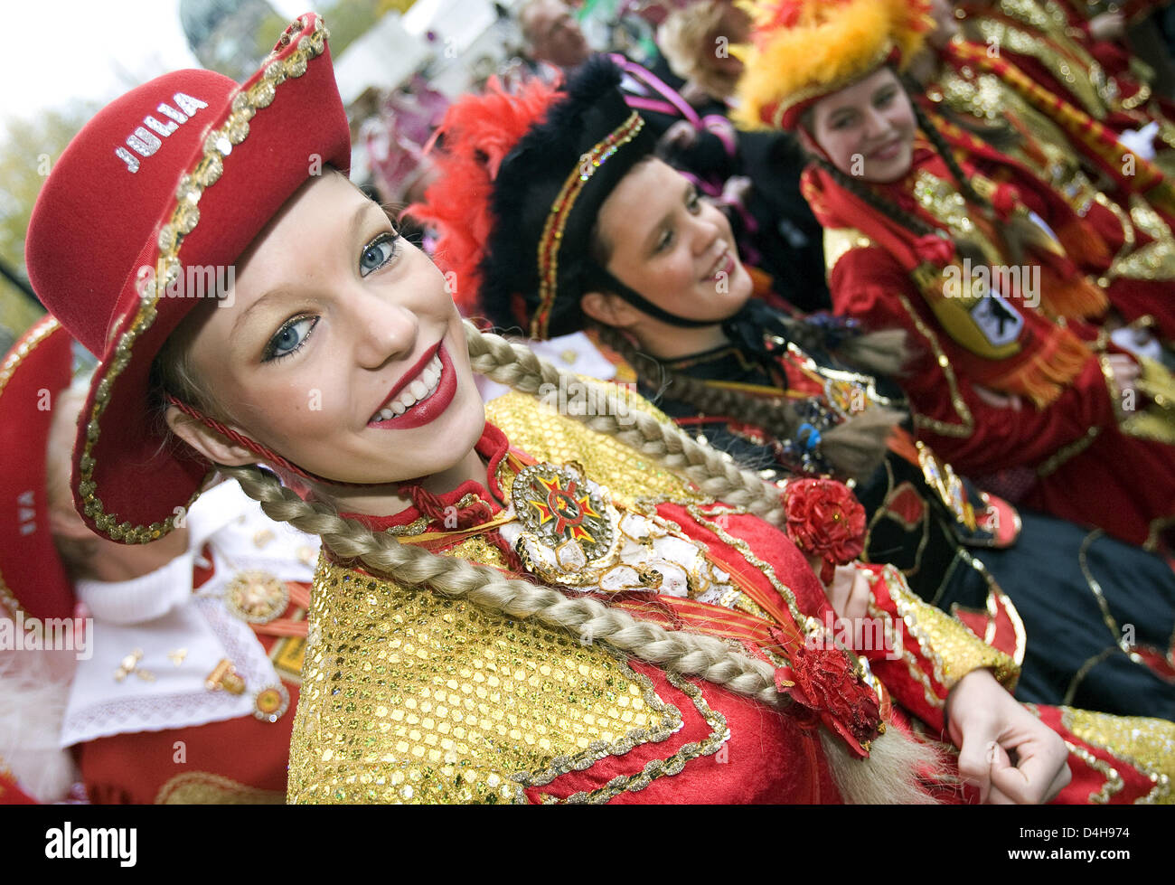 Female revellers in costume hi-res stock photography and images - Alamy