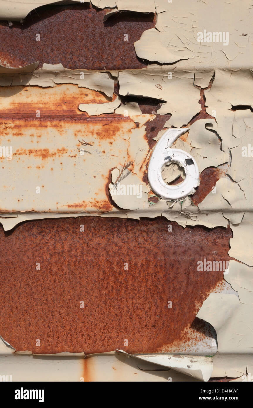 Peeling metal hi-res stock photography and images - Alamy