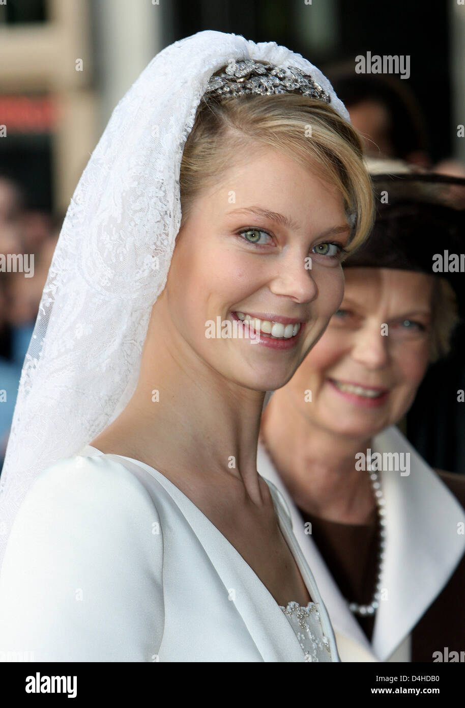 Archduchess Marie Christine of Austria captured during her civil ...