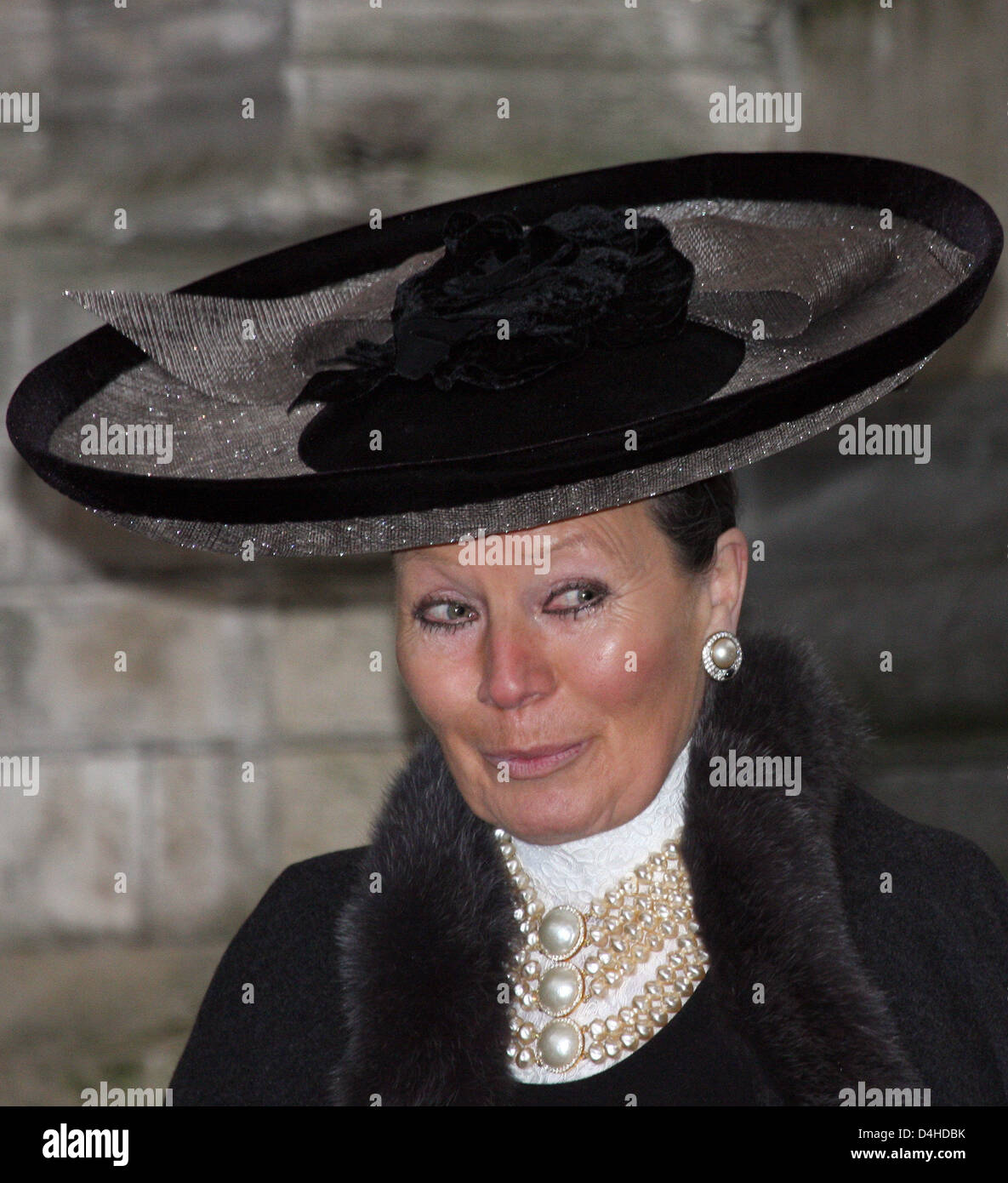 Princess isabelle hi-res stock photography and images - Alamy