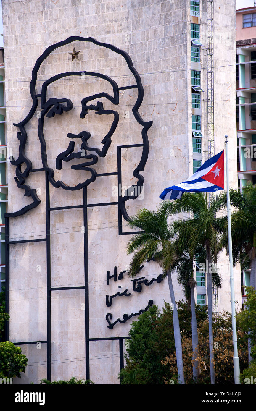 Mural ernesto che guevara on hi-res stock photography and images - Alamy