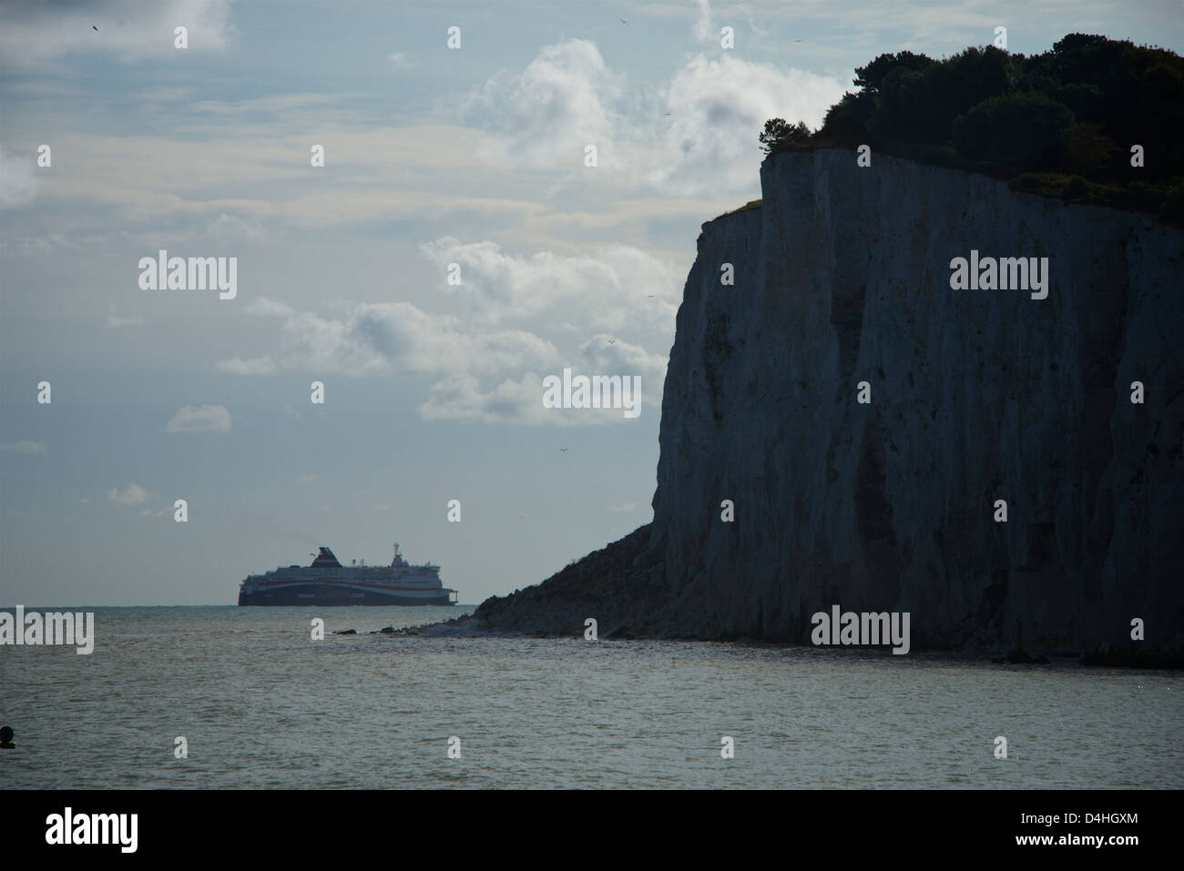 St Margaret's at Cliffe Kent UK Cliffs Beach Stock Photo - Alamy
