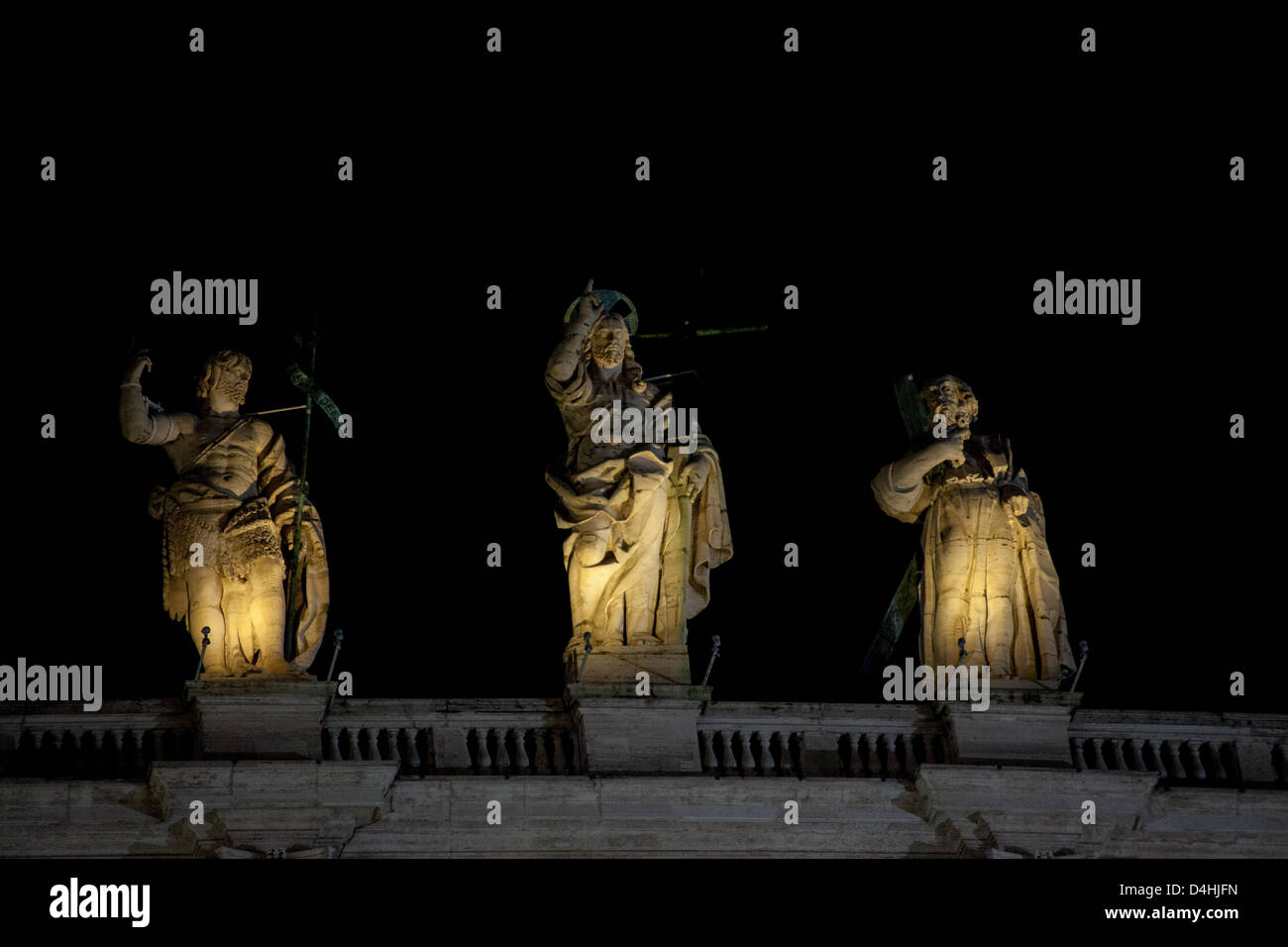 Conclave pope smoke hi-res stock photography and images - Alamy