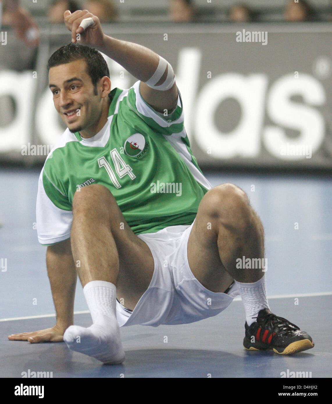 Loses her shoe hi-res stock photography and images - Alamy