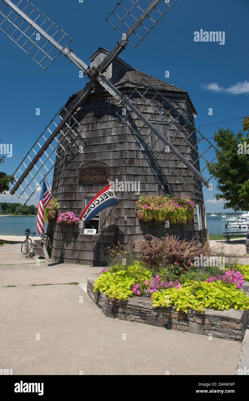BEEBE WINDMILL SAG HARBOR SUFFOLK COUNTY LONG ISLAND NEW YORK STATE USA ...