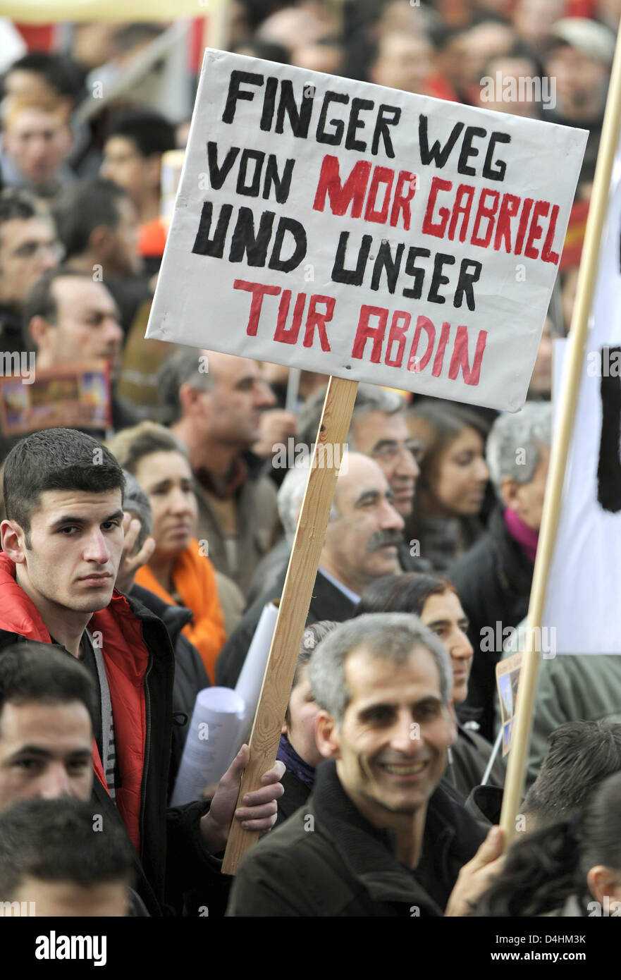Christian Turks demonstrate against repression in their home country in ...