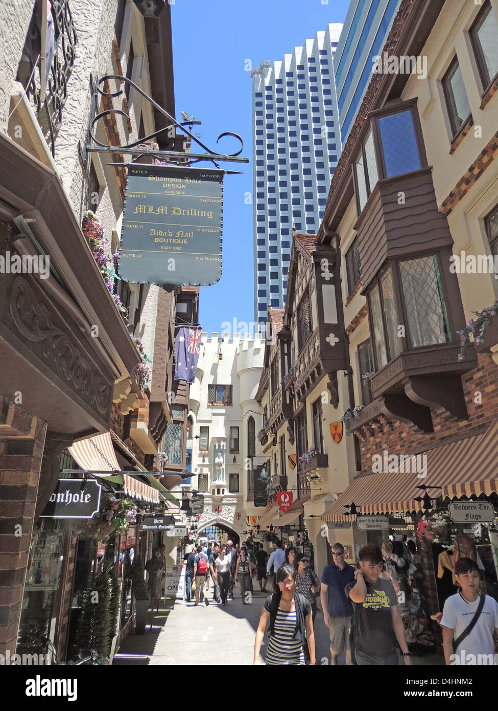 London court hi-res stock photography and images - Alamy